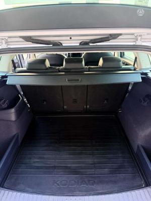 Pelēks Skoda Kodiaq 2019 Viļņa, ar dzinēja tilpumu 1.97 L un nobraukumu 262 tūkst. km par 18250 €, foto 16 vietnē AUTOMOTO.COM.LV