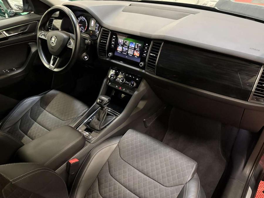 Grey Skoda Kodiaq 2019 in Vilnius, with an engine capacity of 1.97 L and mileage of 192 thousand km for 20490 €, photo 17 on AUTOMOTO.COM.LV