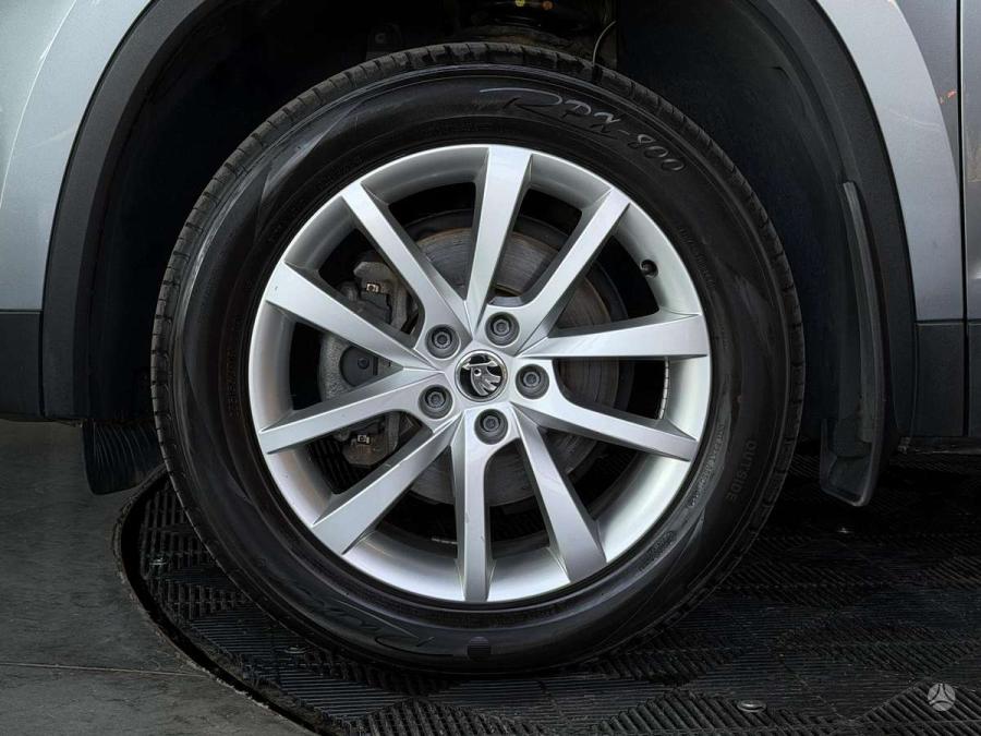 Pelēks Skoda Kodiaq 2019 Kauņa, ar dzinēja tilpumu 1.97 L un nobraukumu 217 tūkst. km par 18990 €, foto 8 vietnē AUTOMOTO.COM.LV