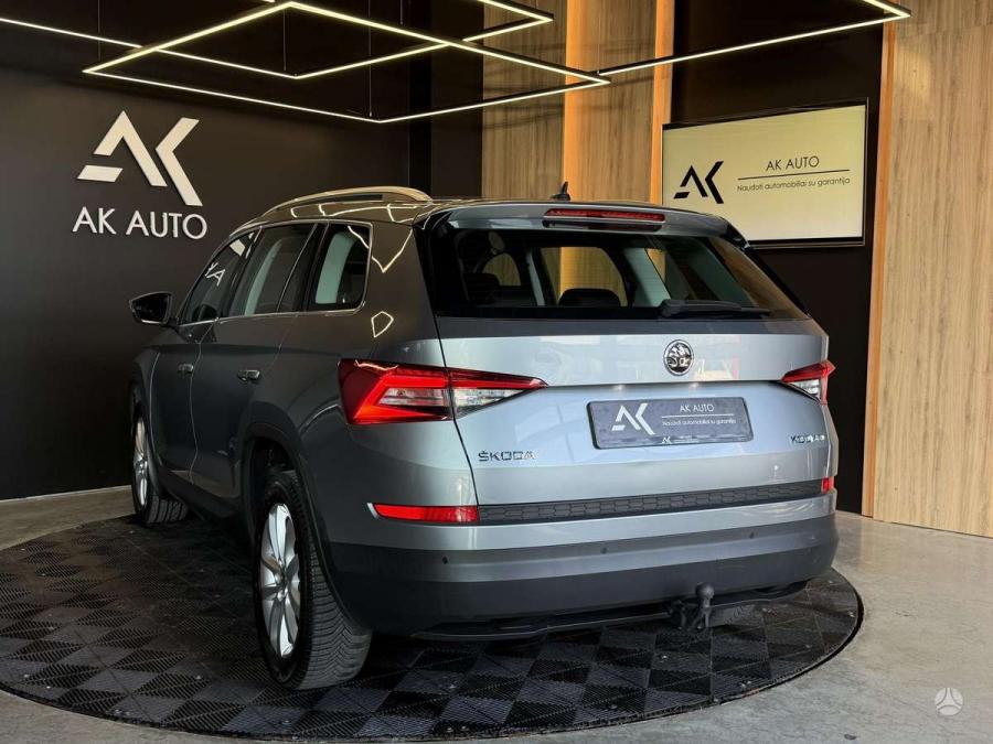 Pelēks Skoda Kodiaq 2019 Kauņa, ar dzinēja tilpumu 1.97 L un nobraukumu 217 tūkst. km par 18990 €, foto 10 vietnē AUTOMOTO.COM.LV