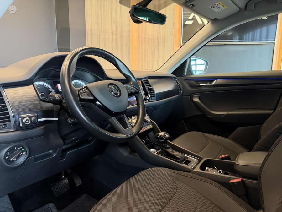 Pelēks Skoda Kodiaq 2019 Kauņa, ar dzinēja tilpumu 1.97 L un nobraukumu 217 tūkst. km par 18990 €, foto 14 vietnē AUTOMOTO.COM.LV