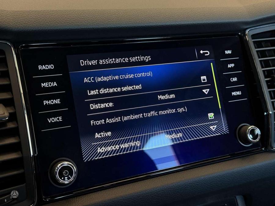 Pelēks Skoda Kodiaq 2019 Kauņa, ar dzinēja tilpumu 1.97 L un nobraukumu 217 tūkst. km par 18990 €, foto 37 vietnē AUTOMOTO.COM.LV