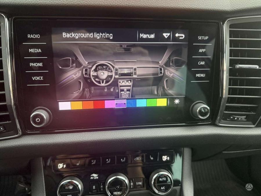 Pelēks Skoda Kodiaq 2019 Viļņa, ar dzinēja tilpumu 1.97 L un nobraukumu 262 tūkst. km par 16750 €, foto 10 vietnē AUTOMOTO.COM.LV