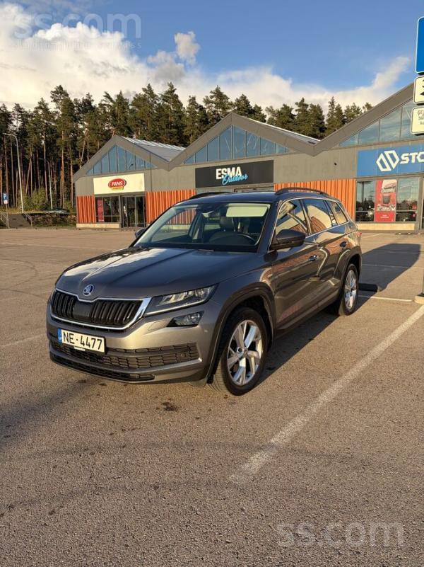 Серый Шкода Kodiaq 2019 в Рига, объемом двигателя 2.00 л и пробегом 221 тыс. км за 17500 €, фото 1 на AUTOMOTO.COM.LV