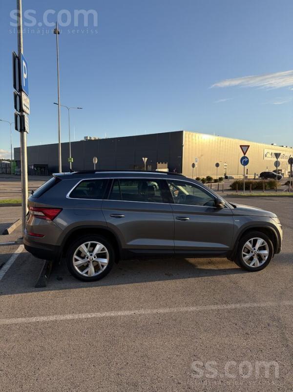 Серый Шкода Kodiaq 2019 в Рига, объемом двигателя 2.00 л и пробегом 221 тыс. км за 17500 €, фото 8 на AUTOMOTO.COM.LV