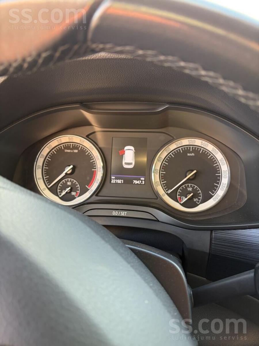Pelēks Skoda Kodiaq 2019 Rīga, ar dzinēja tilpumu 2.00 L un nobraukumu 221 tūkst. km par 17500 €, foto 17 vietnē AUTOMOTO.COM.LV