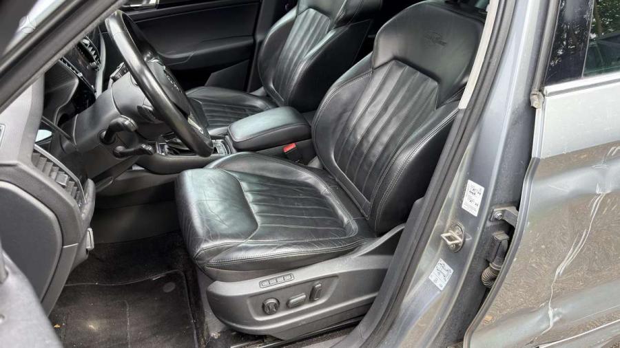 Grey Skoda Kodiaq 2019 in Jonava, with an engine capacity of 1.97 L and mileage of 240 thousand km for 11900 €, photo 18 on AUTOMOTO.COM.LV