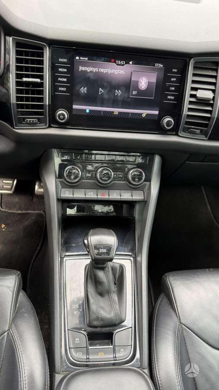 Pelēks Skoda Kodiaq 2019 Jonava, ar dzinēja tilpumu 1.97 L un nobraukumu 240 tūkst. km par 11600 €, foto 24 vietnē AUTOMOTO.COM.LV