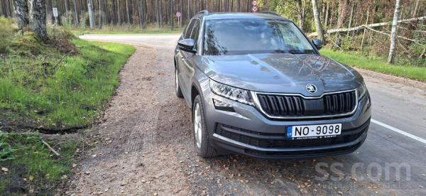 Grey Skoda Kodiaq 2019 in Riga, with an engine capacity of 2.00 L and mileage of 253 thousand km for 17500 €, photo 3 on AUTOMOTO.COM.LV