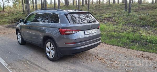 Grey Skoda Kodiaq 2019 in Riga, with an engine capacity of 2.00 L and mileage of 253 thousand km for 17500 €, photo 4 on AUTOMOTO.COM.LV