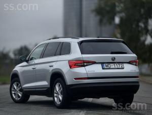 Серый Шкода Kodiaq 2019 в Рига, объемом двигателя 1.50 л и пробегом 97 тыс. км за 18500 €, фото 4 на AUTOMOTO.COM.LV