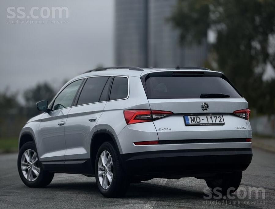 Серый Шкода Kodiaq 2019 в Рига, объемом двигателя 1.50 л и пробегом 97 тыс. км за 18500 €, фото 4 на AUTOMOTO.COM.LV