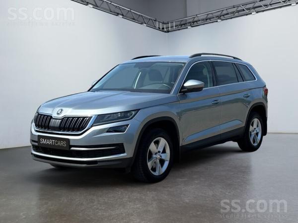 Grey Skoda Kodiaq 2020 in Riga, with an engine capacity of 1.50 L and mileage of 71 thousand km for 20920 €, photo 1 on AUTOMOTO.COM.LV