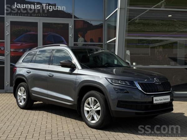 Grey Skoda Kodiaq 2020 in Valmiera, with an engine capacity of 1.50 L and mileage of 77 thousand km for 21900 €, photo 1 on AUTOMOTO.COM.LV