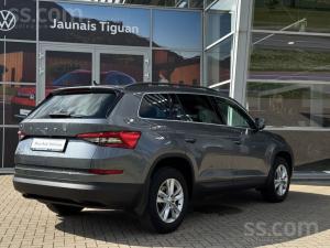 Grey Skoda Kodiaq 2020 in Valmiera, with an engine capacity of 1.50 L and mileage of 77 thousand km for 21900 €, photo 6 on AUTOMOTO.COM.LV