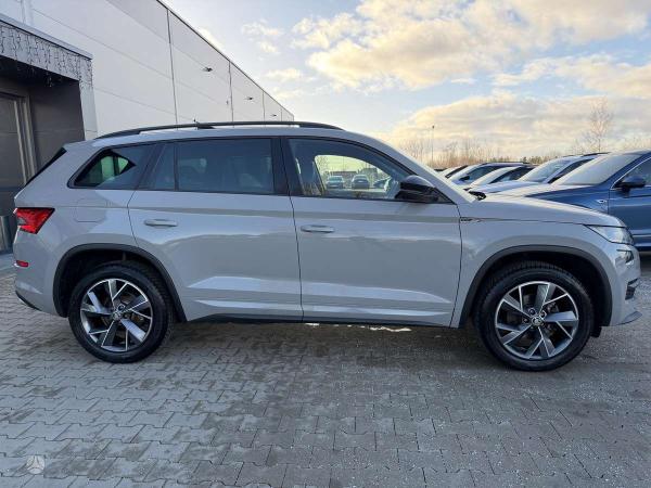 Pelēks Skoda Kodiaq 2020 Šauļi, ar dzinēja tilpumu 1.50 L un nobraukumu 149 tūkst. km par 21768 €, foto 4 vietnē AUTOMOTO.COM.LV