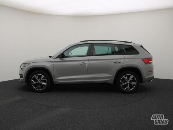 Grey Skoda Kodiaq 2020 in Vilnius, with an engine capacity of 1.50 L and mileage of 209 thousand km for 21699 €, photo 6 on AUTOMOTO.COM.LV