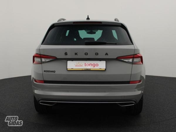 Grey Skoda Kodiaq 2020 in Vilnius, with an engine capacity of 1.50 L and mileage of 209 thousand km for 21699 €, photo 5 on AUTOMOTO.COM.LV