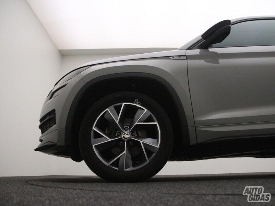 Grey Skoda Kodiaq 2020 in Vilnius, with an engine capacity of 1.50 L and mileage of 209 thousand km for 21699 €, photo 28 on AUTOMOTO.COM.LV
