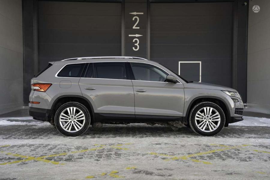 Grey Skoda Kodiaq 2020 in Vilnius, with an engine capacity of 1.50 L and mileage of 195 thousand km for 22000 €, photo 6 on AUTOMOTO.COM.LV