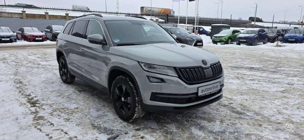 Серый Шкода Kodiaq 2020 в Вильнюс, объемом двигателя 1.50 л и пробегом 103 тыс. км за 22980 €, фото 3 на AUTOMOTO.COM.LV