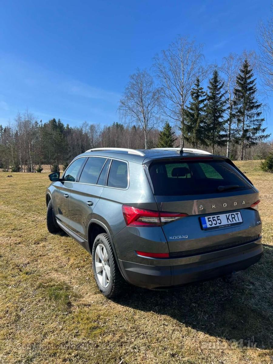 Pelēks Skoda Kodiaq 2020 Tallina, ar dzinēja tilpumu 2.00 L un nobraukumu 100 tūkst. km par 28500 €, foto 9 vietnē AUTOMOTO.COM.LV