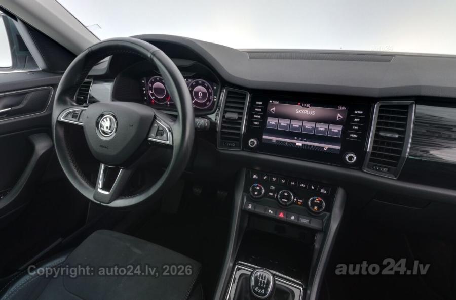 Серый Шкода Kodiaq 2020 в Таллин, объемом двигателя 2.00 л и пробегом 96 тыс. км за 21500 €, фото 13 на AUTOMOTO.COM.LV