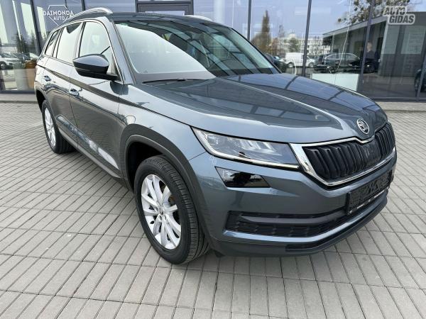 Grey Skoda Kodiaq 2020 in Kaunas, with an engine capacity of 1.50 L and mileage of 170 thousand km for 18900 €, photo 3 on AUTOMOTO.COM.LV