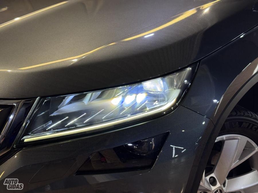 Grey Skoda Kodiaq 2020 in Avizieniai, with an engine capacity of 2.00 L and mileage of 171 thousand km for 19850 €, photo 4 on AUTOMOTO.COM.LV