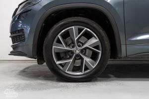 Серый Шкода Kodiaq 2020 в Вильнюс, объемом двигателя 2.00 л и пробегом 159 тыс. км за 30950 €, фото 25 на AUTOMOTO.COM.LV