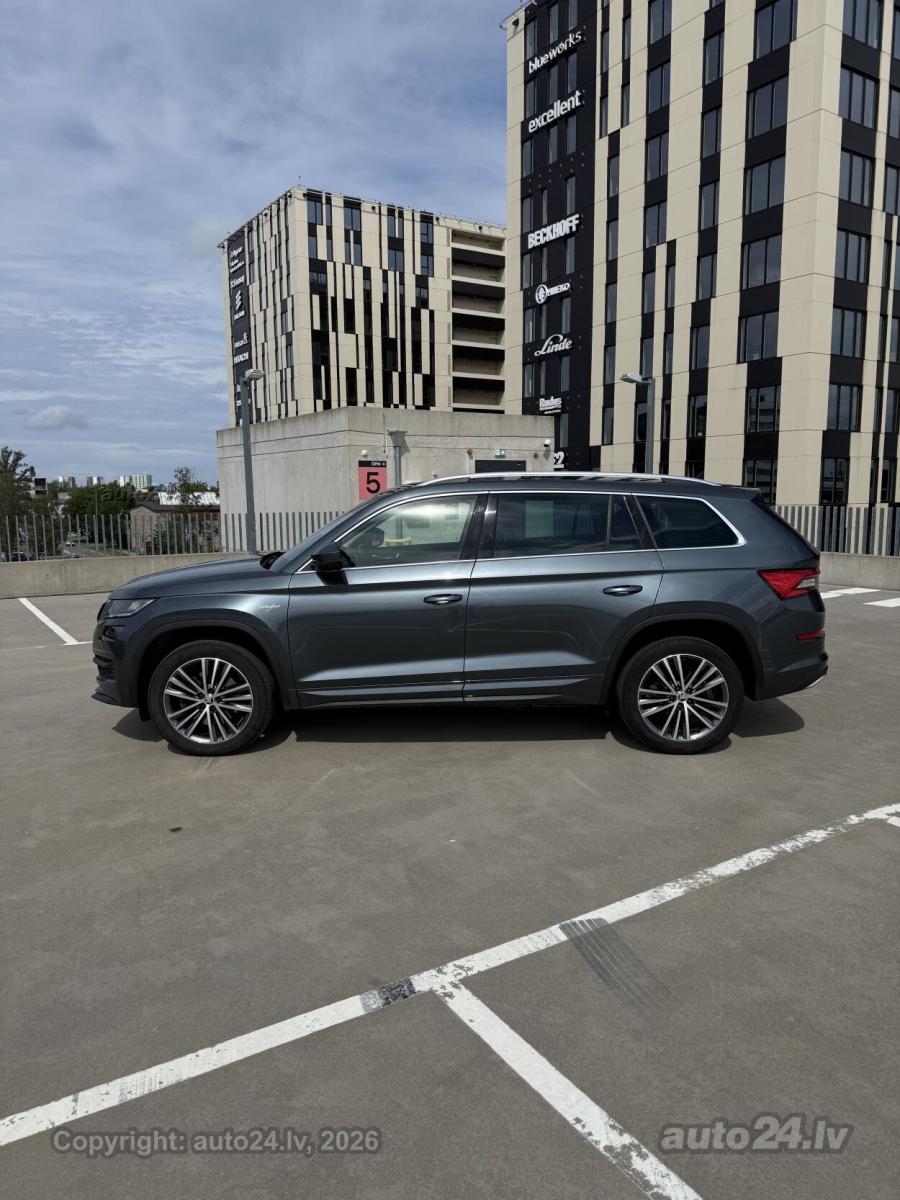 Pelēks Skoda Kodiaq 2020 Tallina, ar dzinēja tilpumu 2.00 L un nobraukumu 172 tūkst. km par 27500 €, foto 3 vietnē AUTOMOTO.COM.LV