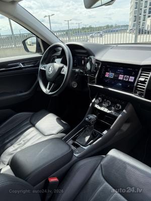 Pelēks Skoda Kodiaq 2020 Tallina, ar dzinēja tilpumu 2.00 L un nobraukumu 172 tūkst. km par 27500 €, foto 15 vietnē AUTOMOTO.COM.LV