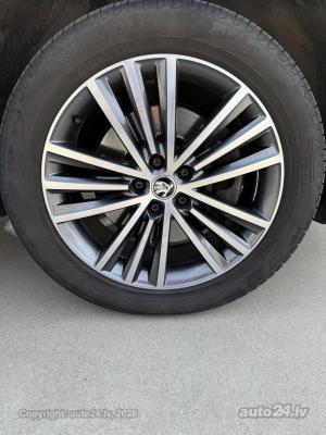 Pelēks Skoda Kodiaq 2020 Tallina, ar dzinēja tilpumu 2.00 L un nobraukumu 172 tūkst. km par 27500 €, foto 16 vietnē AUTOMOTO.COM.LV
