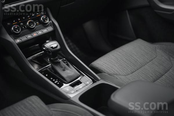 Grey Skoda Kodiaq 2020 in Riga, with an engine capacity of 2.00 L and mileage of 181 thousand km for 19500 €, photo 8 on AUTOMOTO.COM.LV