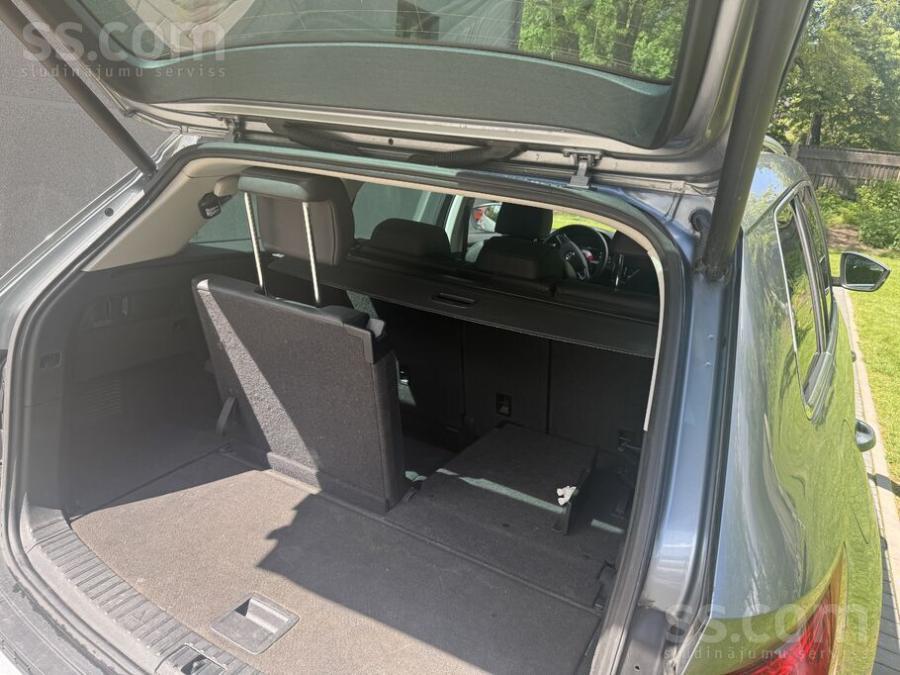 Grey Skoda Kodiaq 2020 in Riga, with an engine capacity of 2.00 L and mileage of 43 thousand km for 26800 €, photo 5 on AUTOMOTO.COM.LV