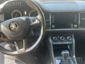 Grey Skoda Kodiaq 2020 in Jurmala, with an engine capacity of 1.50 L and mileage of 125 thousand km for 19490 €, photo 8 on AUTOMOTO.COM.LV
