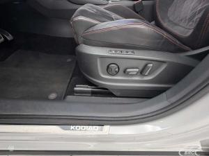 Серый Шкода Kodiaq 2020 в Вильнюс, объемом двигателя 1.97 л и пробегом 140 тыс. км за 26200 €, фото 26 на AUTOMOTO.COM.LV