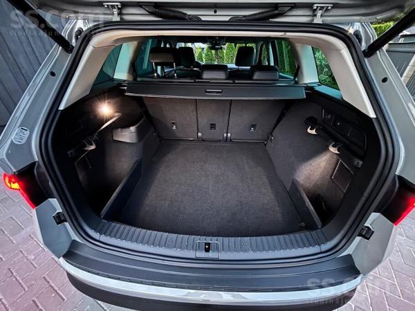 Grey Skoda Kodiaq 2020 in Riga, with an engine capacity of 1.50 L and mileage of 200 thousand km for 21000 €, photo 4 on AUTOMOTO.COM.LV