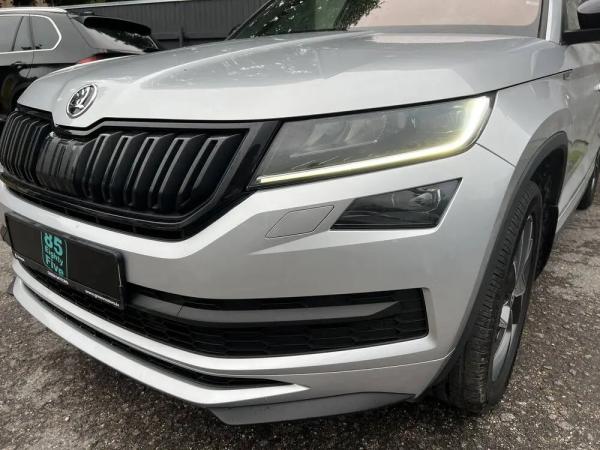 Grey Skoda Kodiaq 2020 in Liepaja, with an engine capacity of 1.50 L and mileage of 103 thousand km for 24950 €, photo 3 on AUTOMOTO.COM.LV