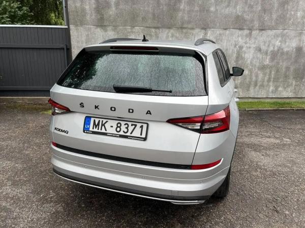 Grey Skoda Kodiaq 2020 in Liepaja, with an engine capacity of 1.50 L and mileage of 103 thousand km for 24950 €, photo 4 on AUTOMOTO.COM.LV