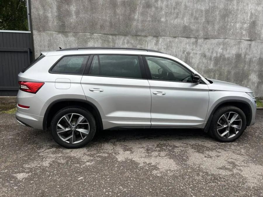 Серый Шкода Kodiaq 2020 в Лиепая, объемом двигателя 1.50 л и пробегом 103 тыс. км за 24950 €, фото 6 на AUTOMOTO.COM.LV