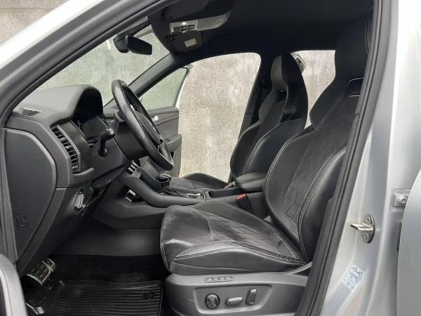 Grey Skoda Kodiaq 2020 in Liepaja, with an engine capacity of 1.50 L and mileage of 103 thousand km for 24950 €, photo 9 on AUTOMOTO.COM.LV