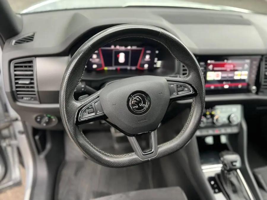 Серый Шкода Kodiaq 2020 в Лиепая, объемом двигателя 1.50 л и пробегом 103 тыс. км за 24950 €, фото 31 на AUTOMOTO.COM.LV