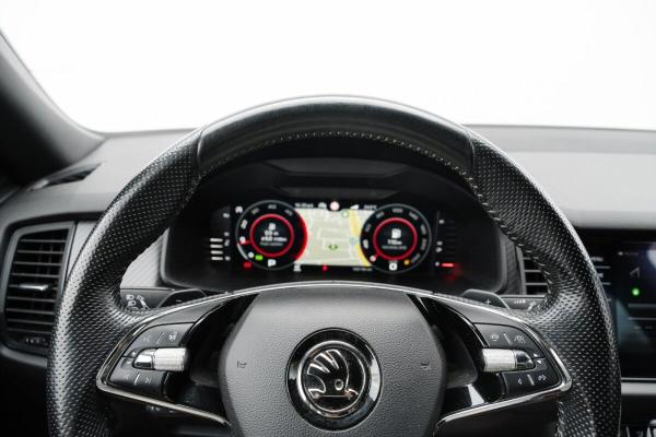 Grey Skoda Kodiaq 2020 in Riga, with an engine capacity of 2.00 L and mileage of 160 thousand km for 21500 €, photo 10 on AUTOMOTO.COM.LV