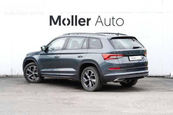 Grey Skoda Kodiaq 2020 in Riga, with an engine capacity of 2.00 L and mileage of 160 thousand km for 21500 €, photo 3 on AUTOMOTO.COM.LV