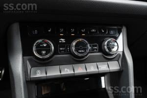 Pelēks Skoda Kodiaq 2020 Rīga, ar dzinēja tilpumu 2.00 L un nobraukumu 160 tūkst. km par 21500 €, foto 18 vietnē AUTOMOTO.COM.LV