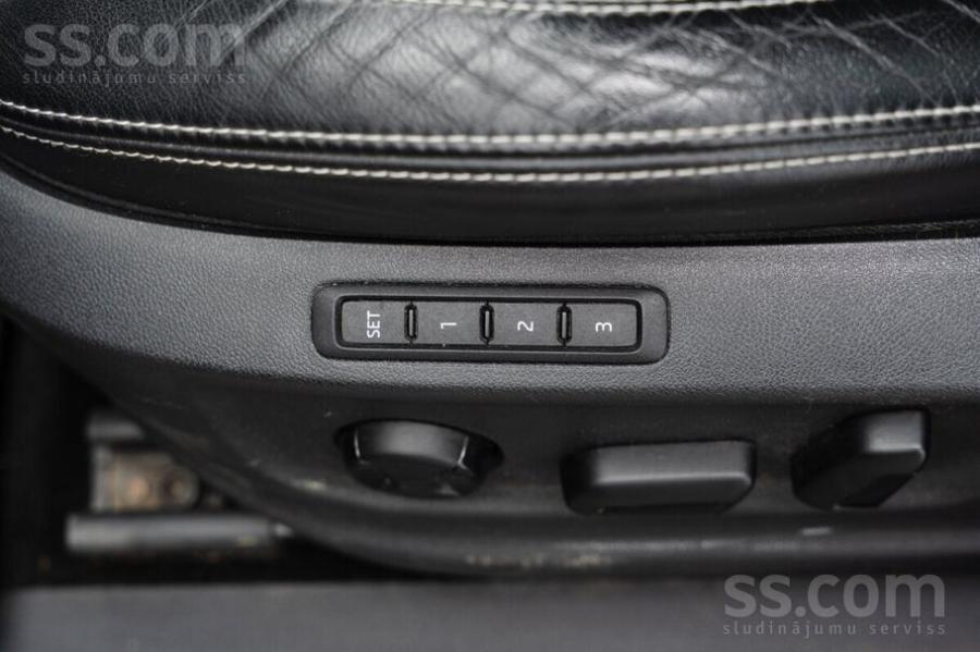 Pelēks Skoda Kodiaq 2020 Rīga, ar dzinēja tilpumu 2.00 L un nobraukumu 160 tūkst. km par 21500 €, foto 26 vietnē AUTOMOTO.COM.LV