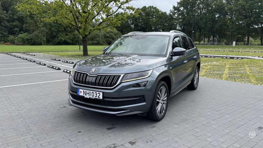 Grey Skoda Kodiaq 2020 in Kaunas, with an engine capacity of 1.97 L and mileage of 350 thousand km for 17450 €, photo 1 on AUTOMOTO.COM.LV