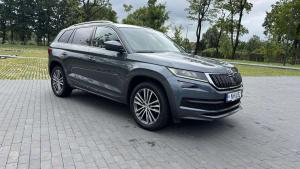 Grey Skoda Kodiaq 2020 in Kaunas, with an engine capacity of 1.97 L and mileage of 350 thousand km for 17450 €, photo 5 on AUTOMOTO.COM.LV