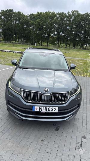 Grey Skoda Kodiaq 2020 in Kaunas, with an engine capacity of 1.97 L and mileage of 350 thousand km for 17450 €, photo 11 on AUTOMOTO.COM.LV